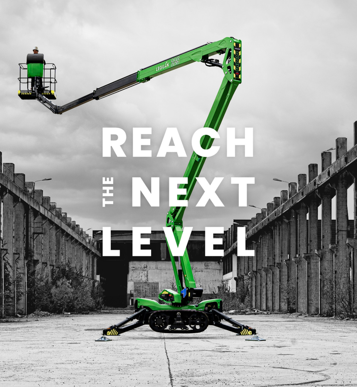 North American Launch of Leguan 225 at Con Expo | Leguan Lifts
